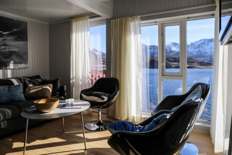 Mortimer And Whitehouse Norway Christmas Special | Sportquest Holidays